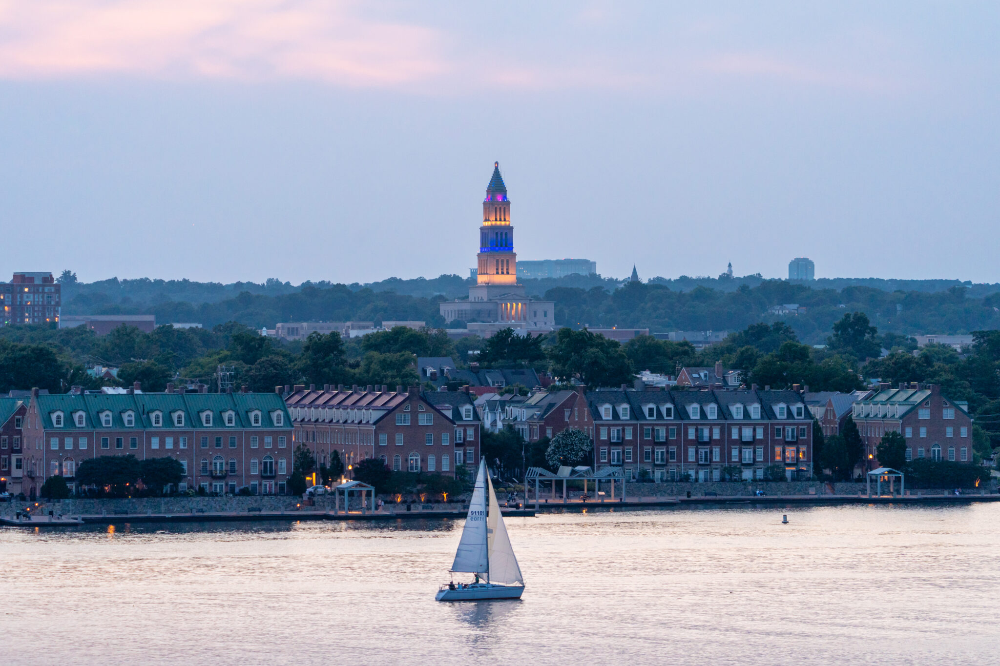 組織 - バージニア経済開発機構 日本事務所